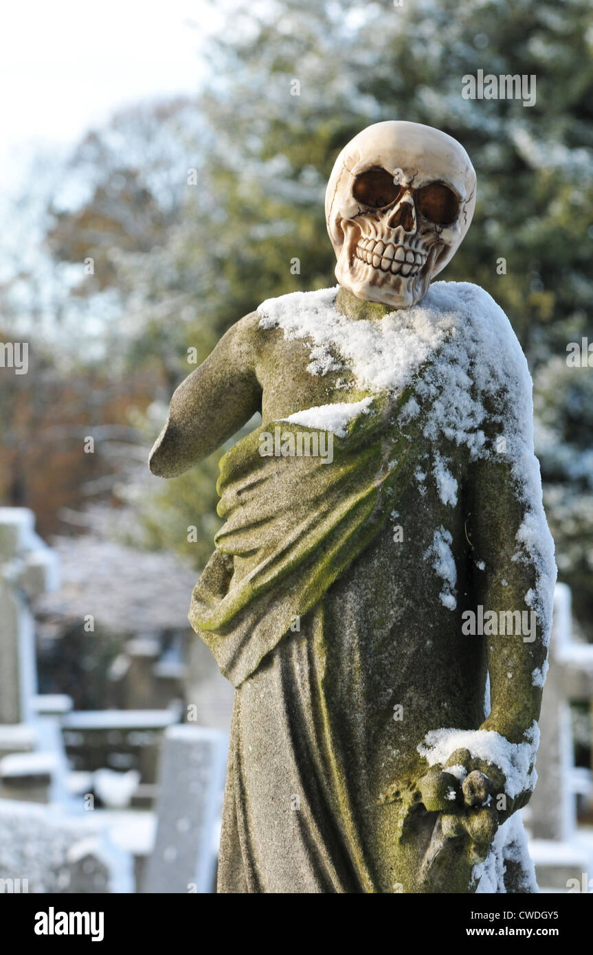 Death concept with skull and cross in the graveyard Stock Photo - Alamy