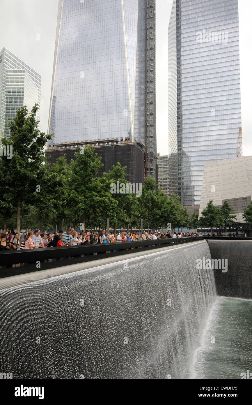 9 11 memorial fountain hi-res stock photography and images - Alamy