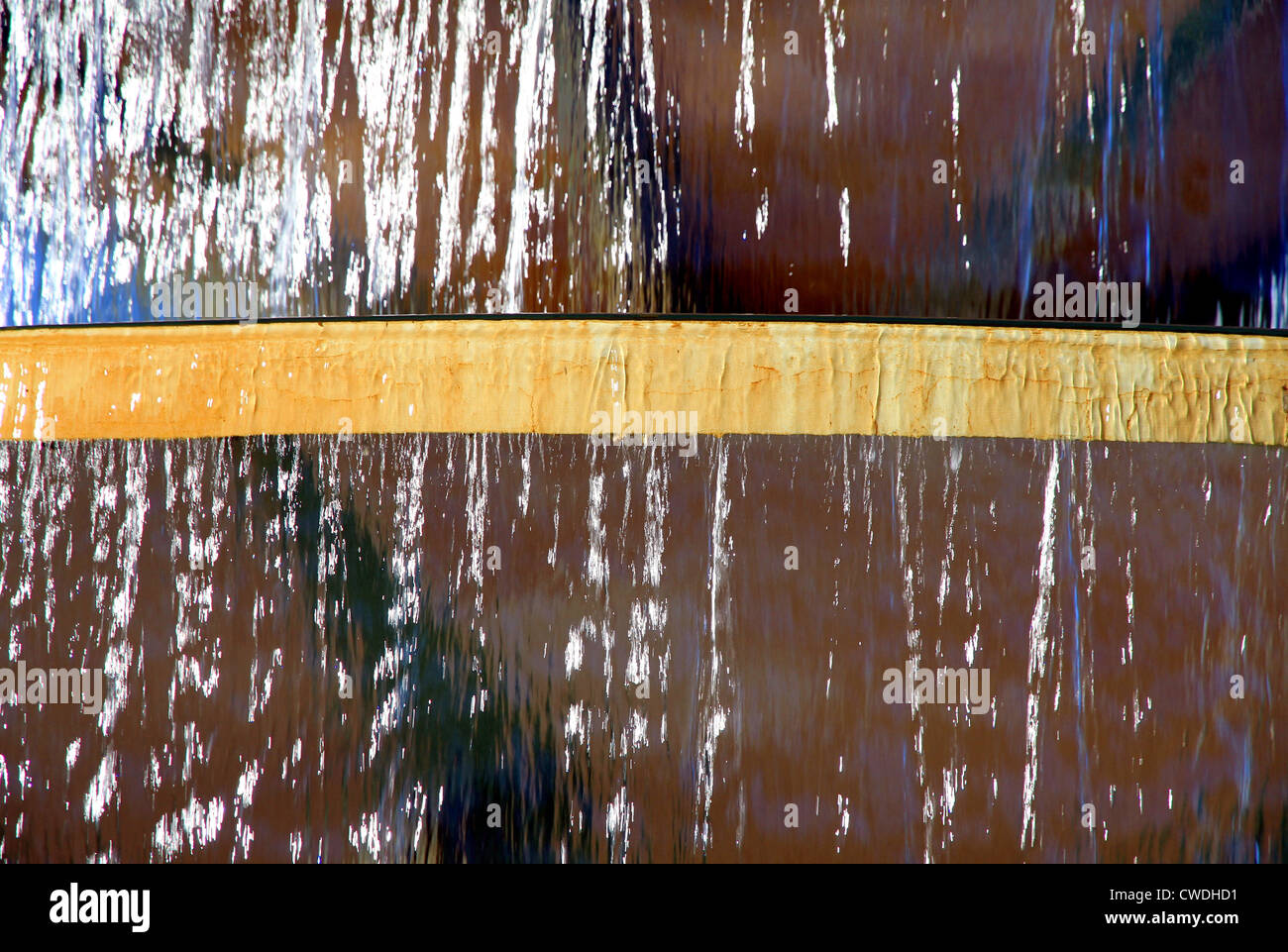 Water flowing in a fountain Stock Photo - Alamy