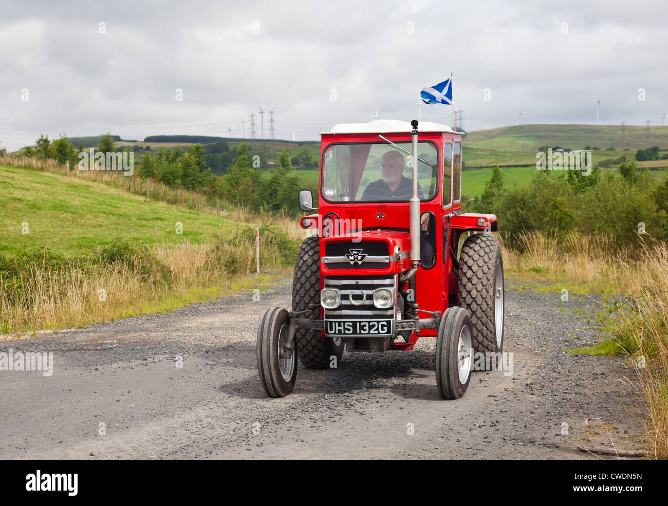 Massey ferguson 135 tractor hi-res stock photography and images - Alamy