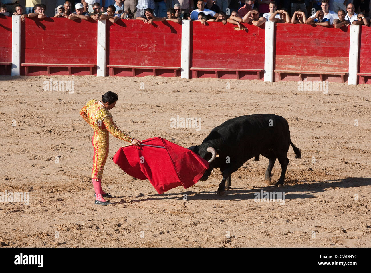 Corrida de toros hi-res stock photography and images - Alamy