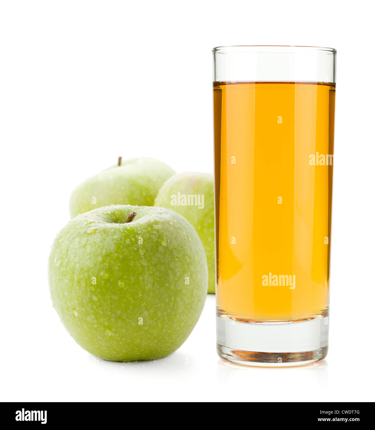 Apple juice in glass and green apples. Isolated on white background ...