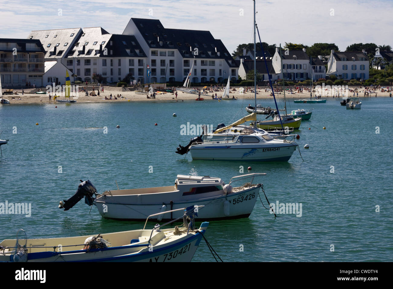 Boats and beach at St. Pierre Quiberon Stock Photo - Alamy
