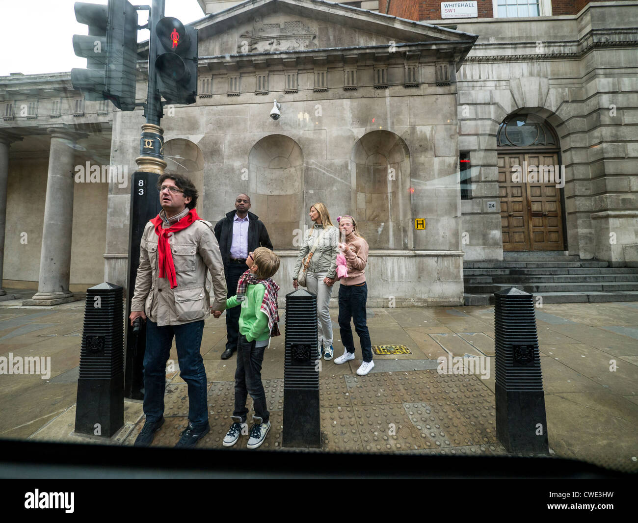 Pedestrian light controlled crossing hi-res stock photography and ...
