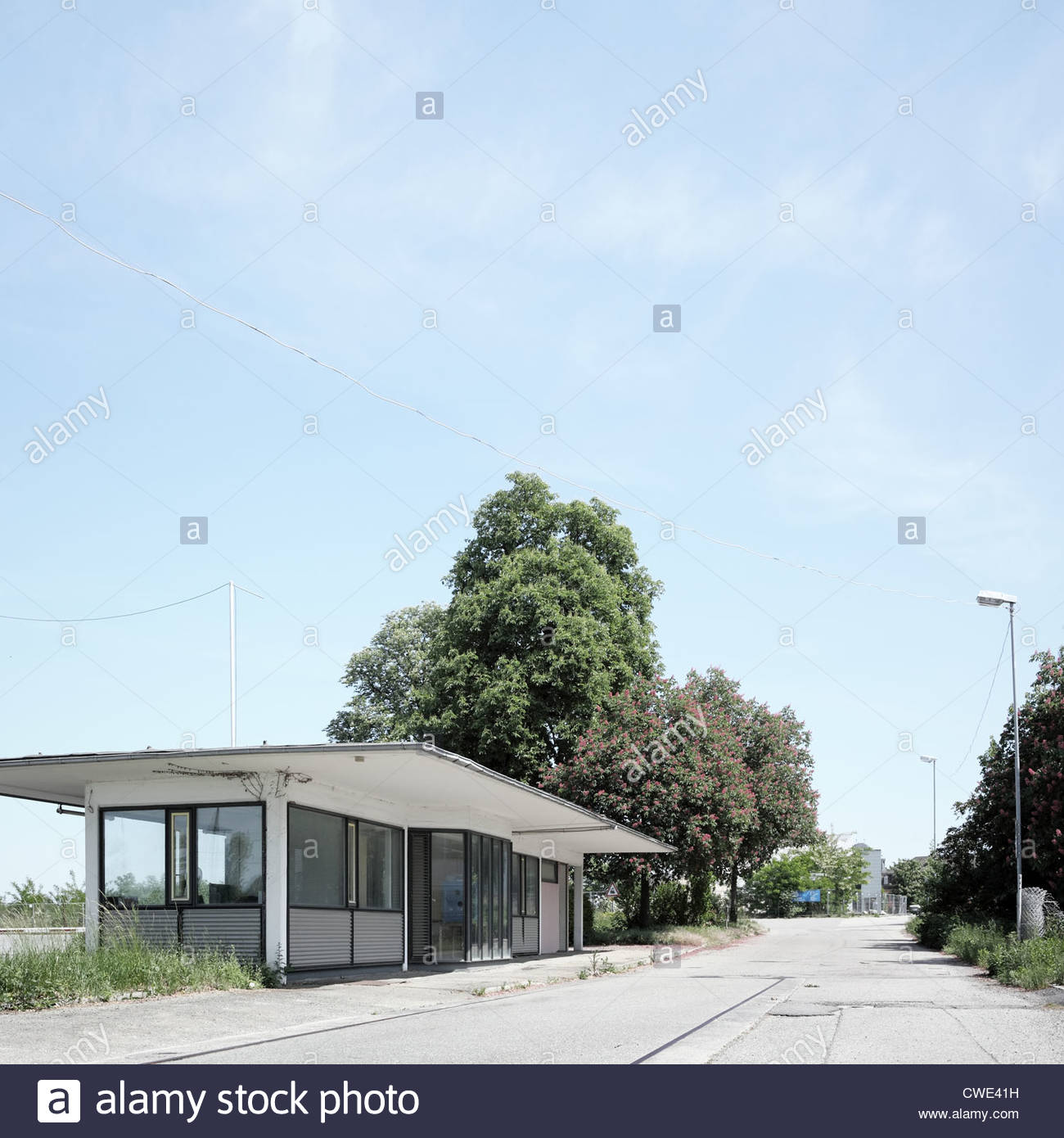 Blue Kiosk Stock Photos & Blue Kiosk Stock Images - Alamy