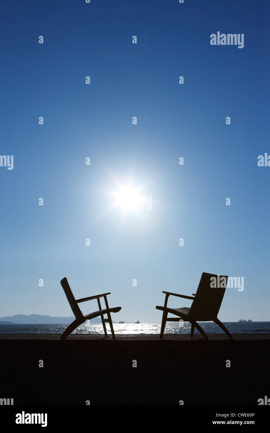 Sunlight shining on water hi-res stock photography and images - Alamy