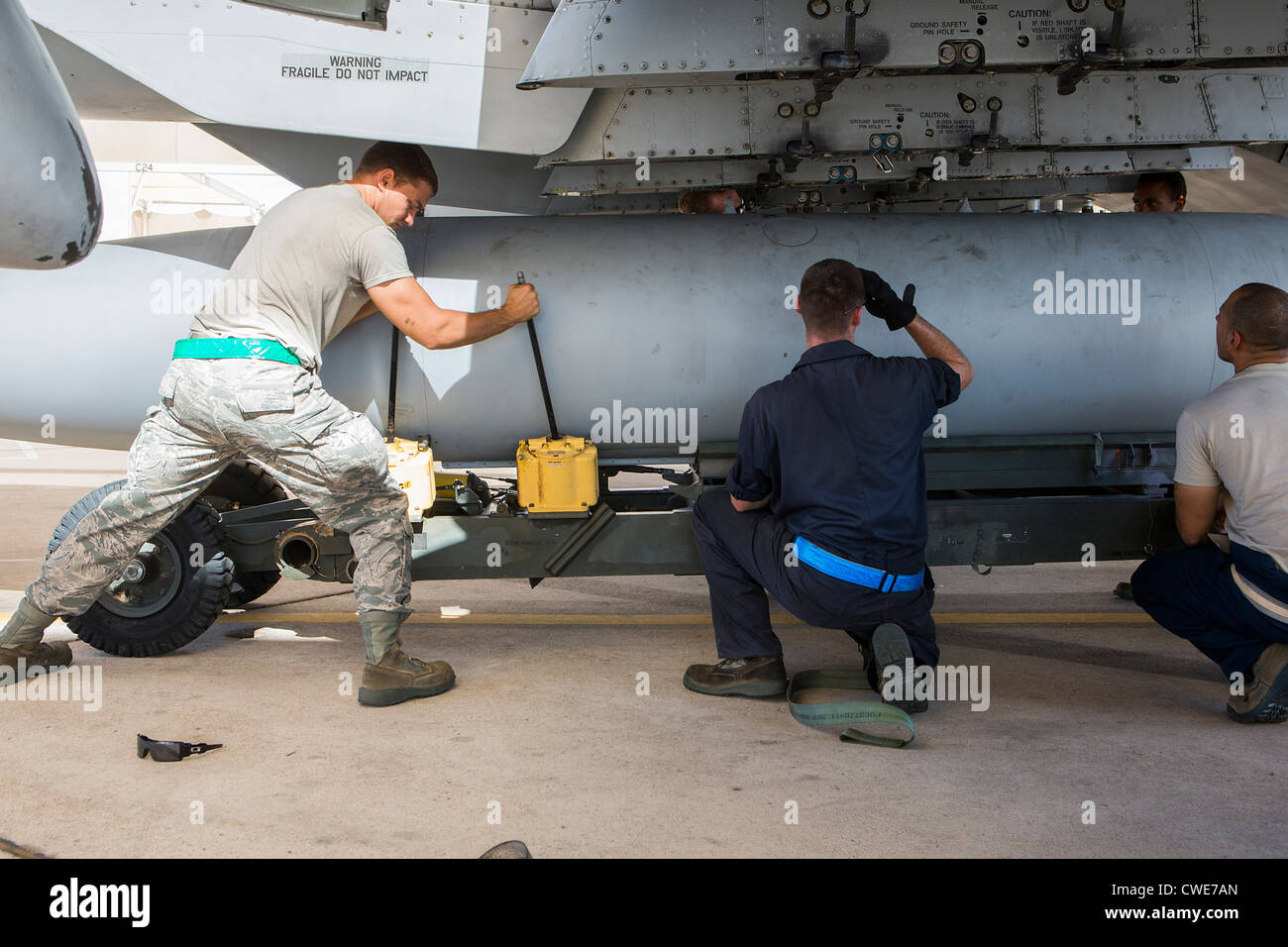 Armaments repair hi-res stock photography and images - Alamy