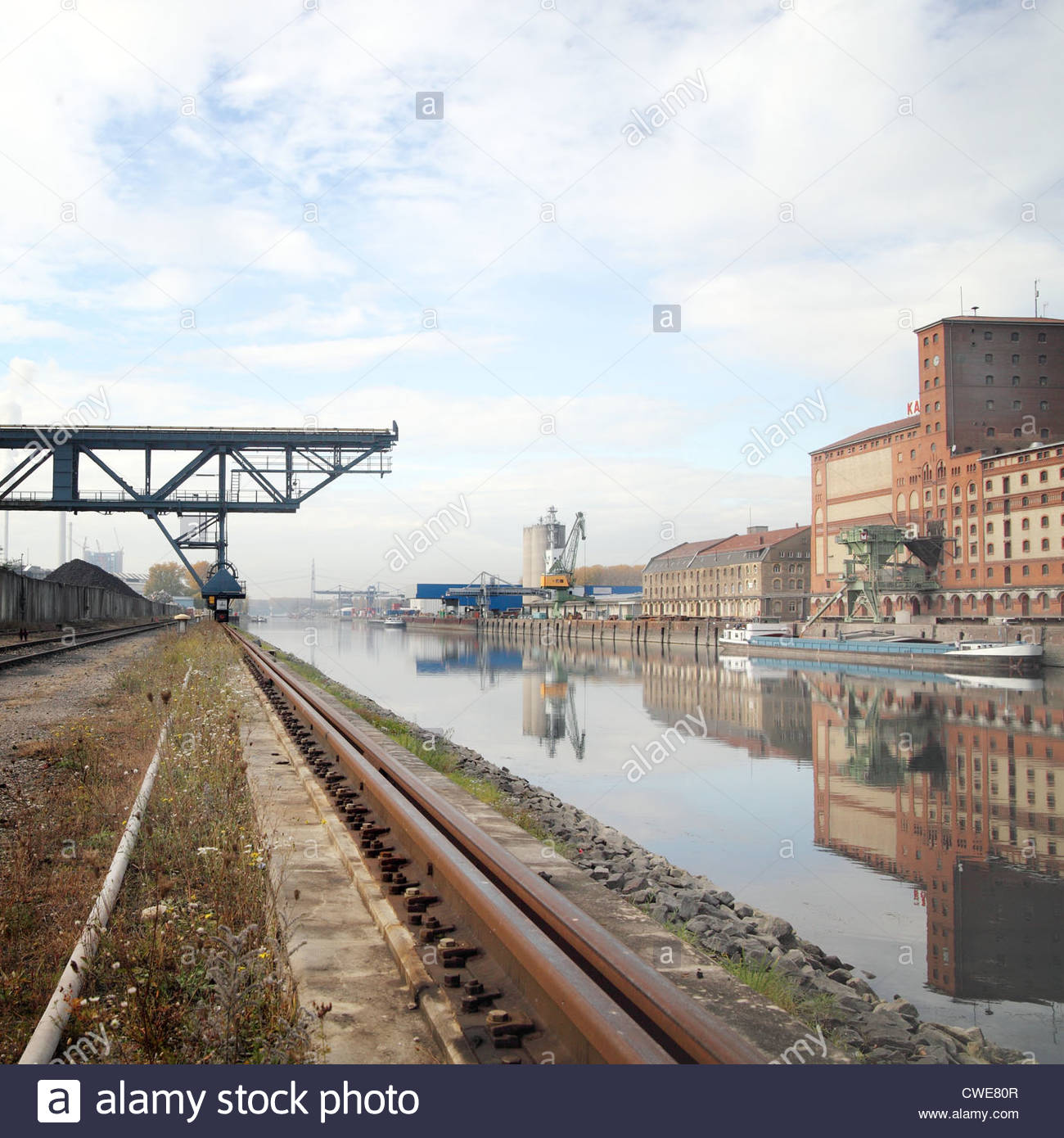 Dockside Lifting Equipment Stock Photos & Dockside Lifting Equipment ...