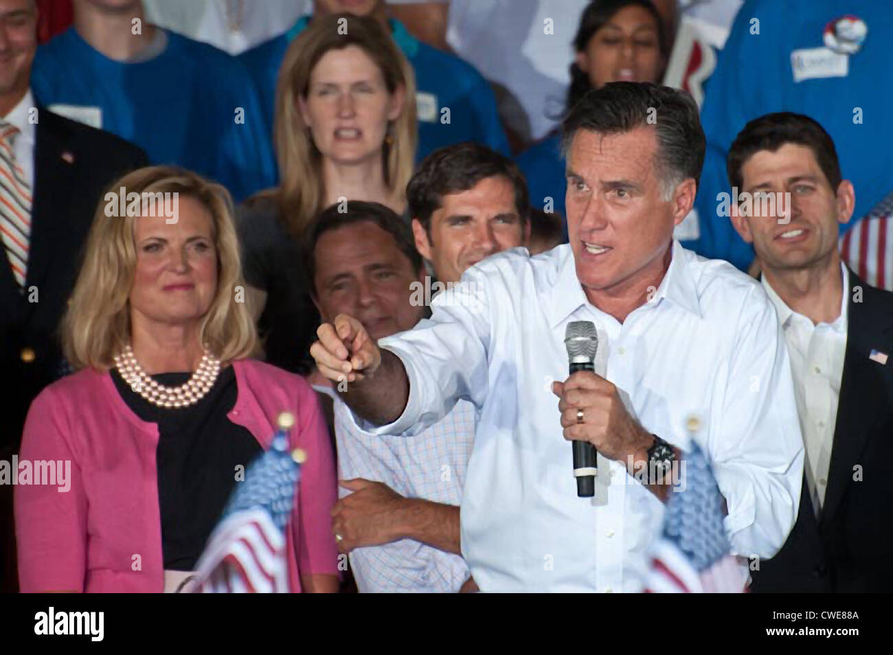 Republican presidential nomination candidate campaigning in Manassas ...