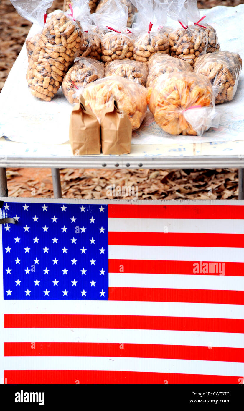 Boiled peanuts stand hi-res stock photography and images - Alamy