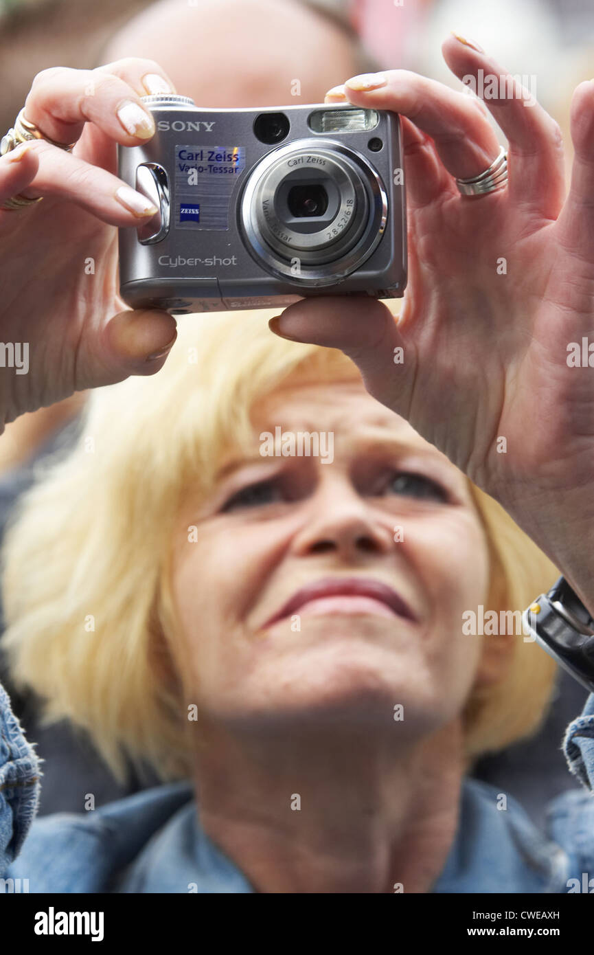 Old sony digital camera hi-res stock photography and images - Alamy