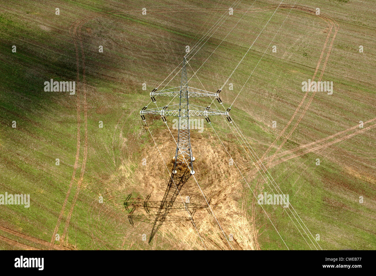 Electricity box electricity pylon hi-res stock photography and images ...