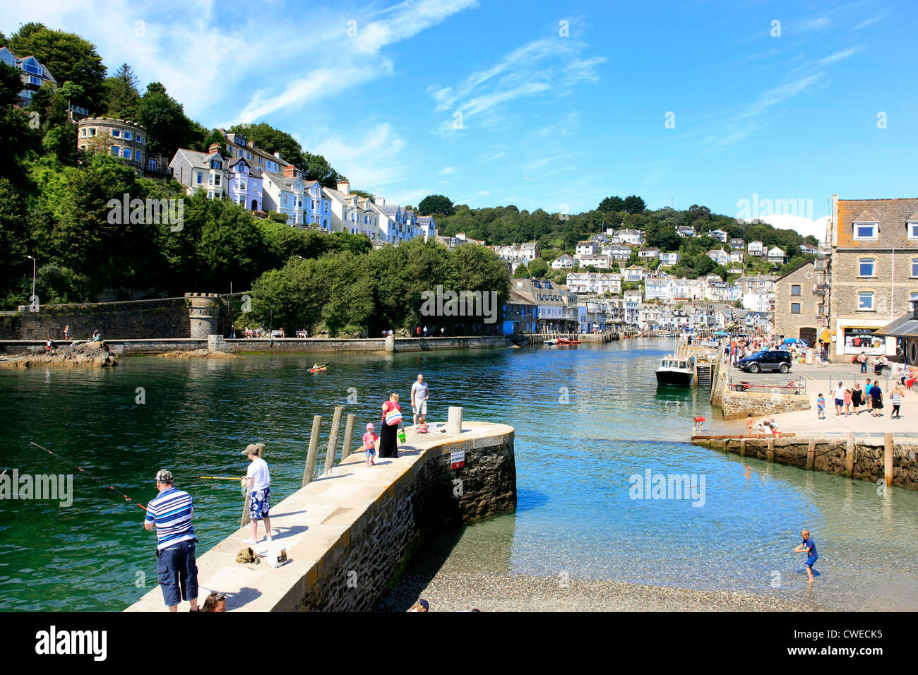 Entrance to the River Looe and the breakwater in Cornwall Stock Photo ...