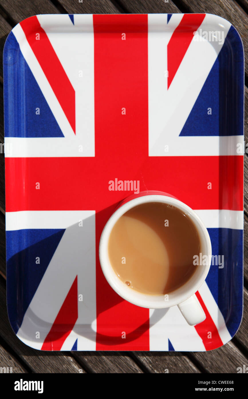 Union jack teacup hi-res stock photography and images - Alamy