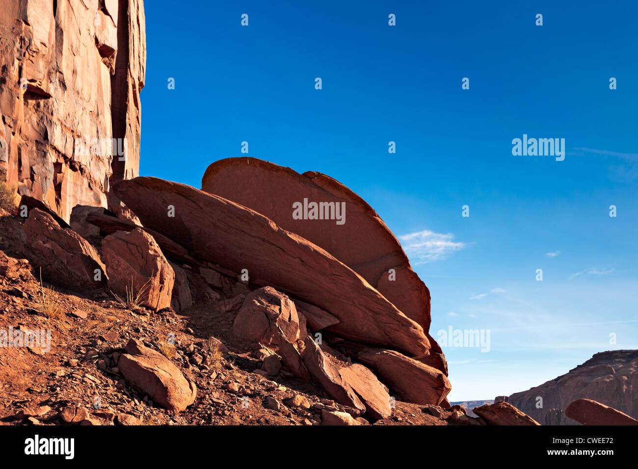 Discus shaped rocks in Monument Valley Stock Photo - Alamy