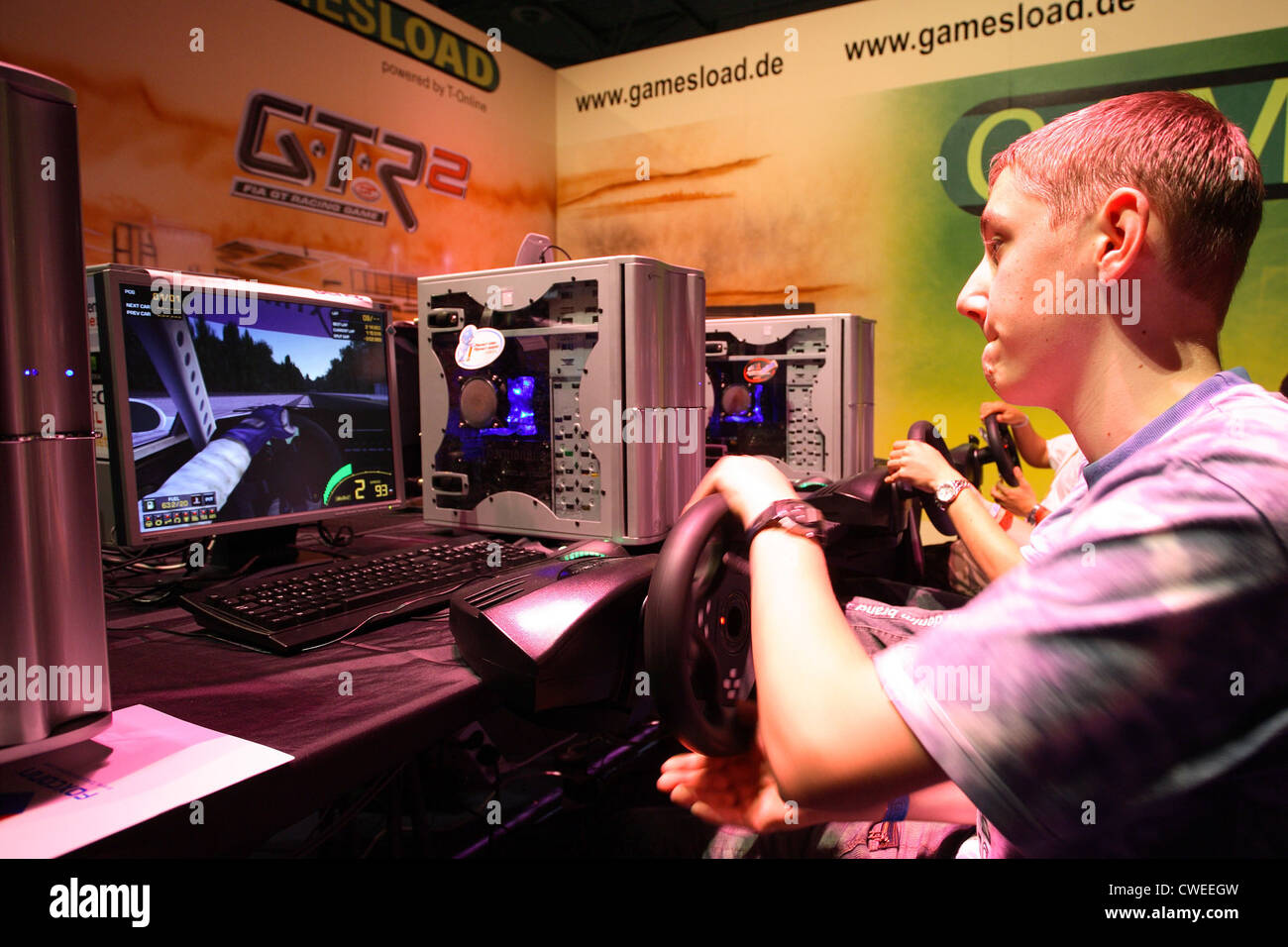 Gtr gaming hi-res stock photography and images - Alamy