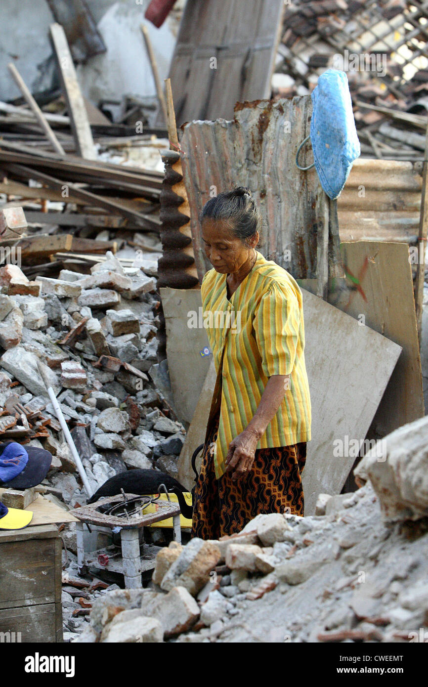 Java earthquake hi-res stock photography and images - Alamy