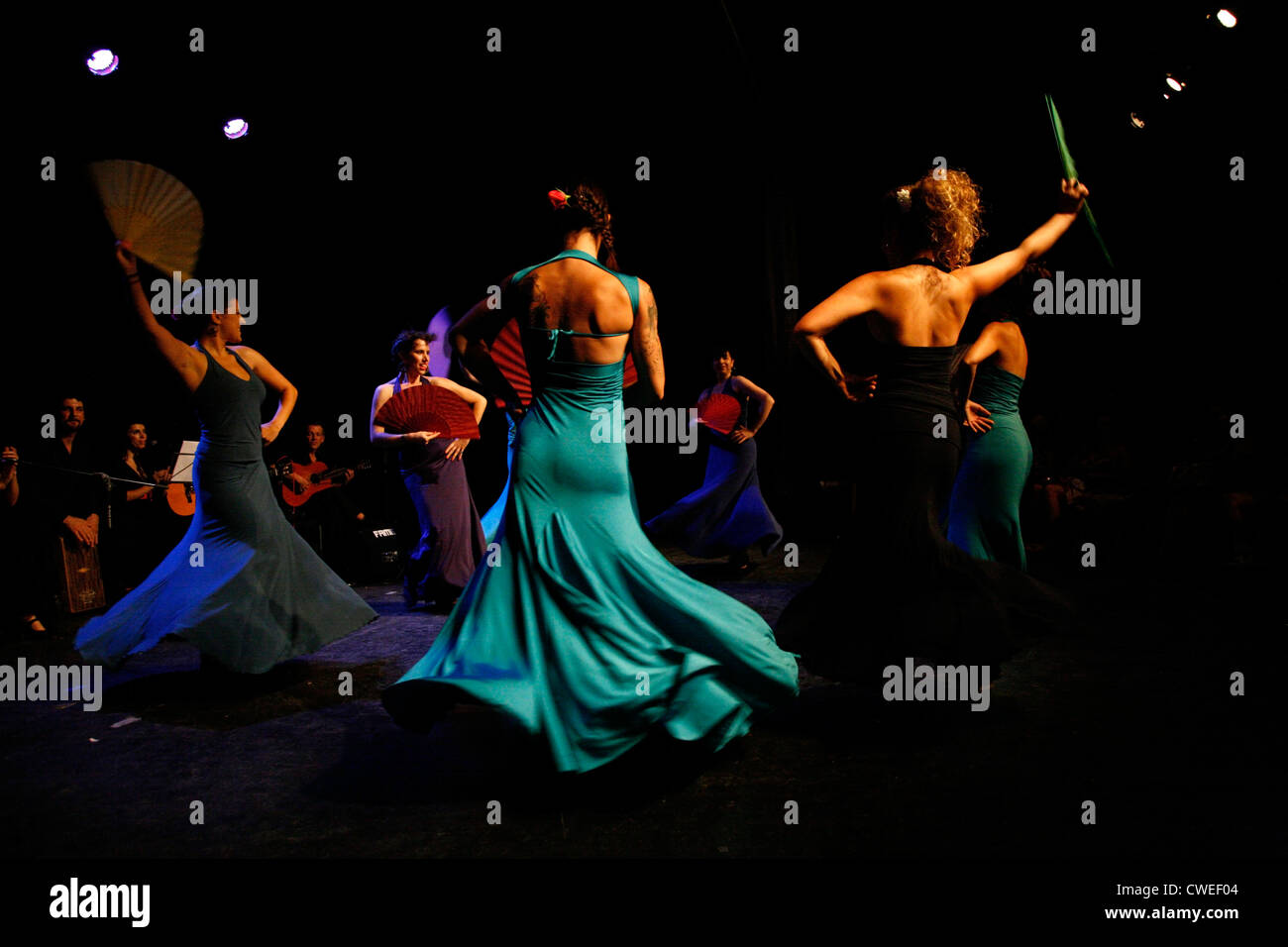Flamenco live performance on stage Stock Photo - Alamy