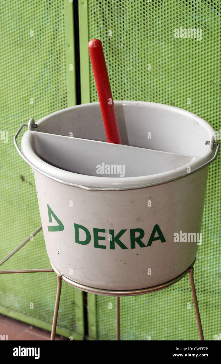 Mot logo hi-res stock photography and images - Alamy