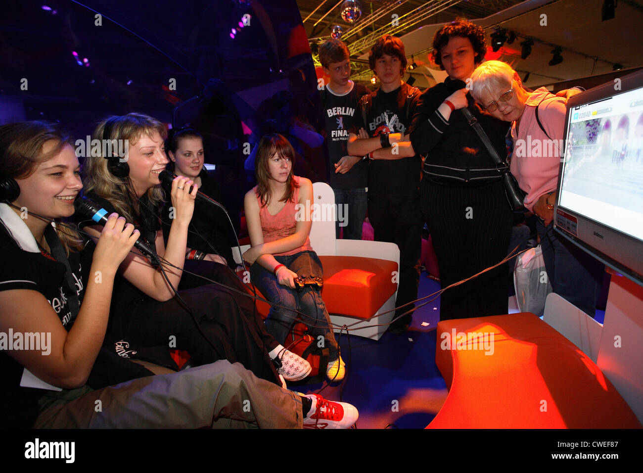 Fair for computer games: Games Convention 2006 in Leipzig Stock Photo ...