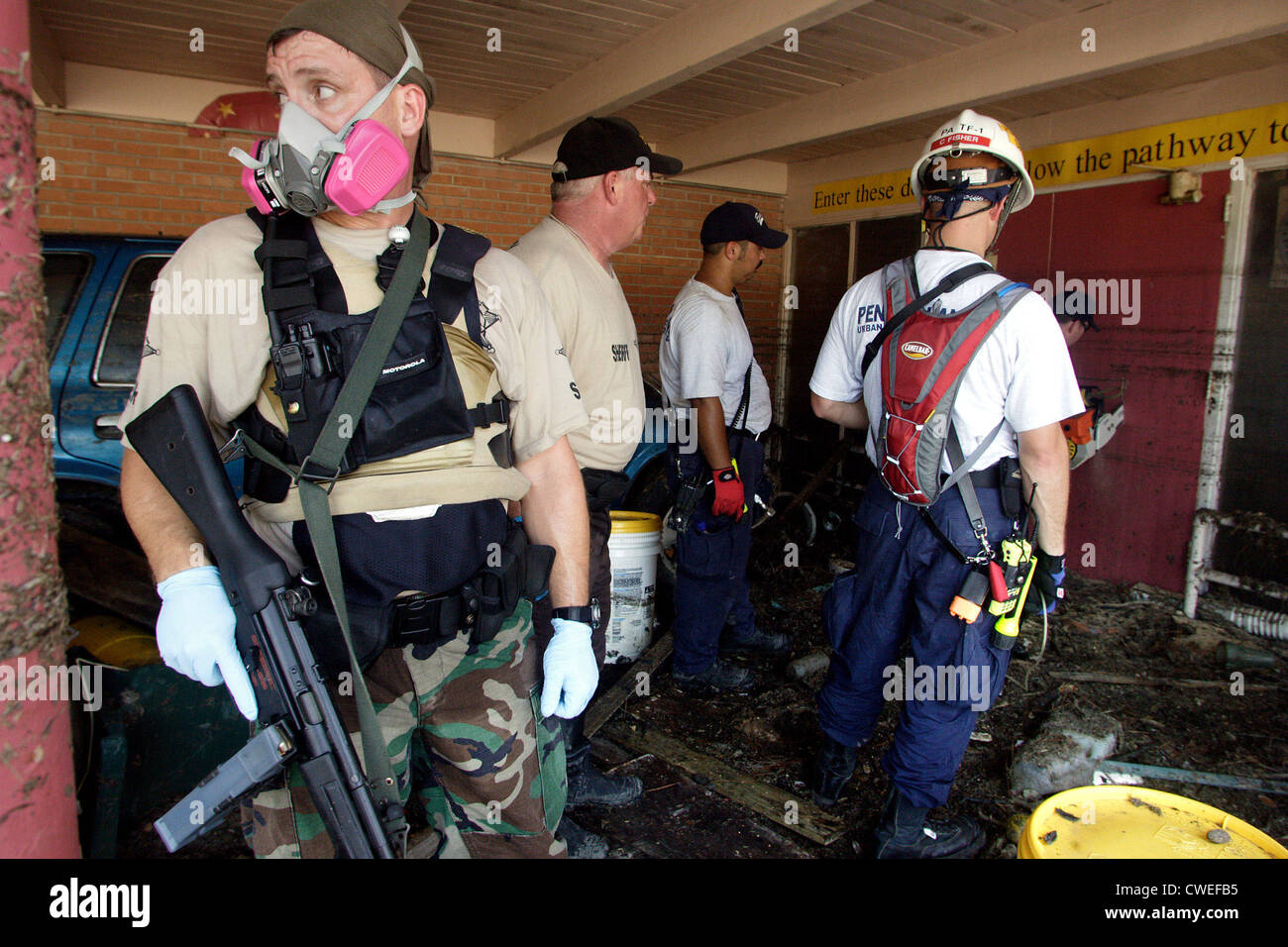Hurricane katrina rescue hi-res stock photography and images - Alamy
