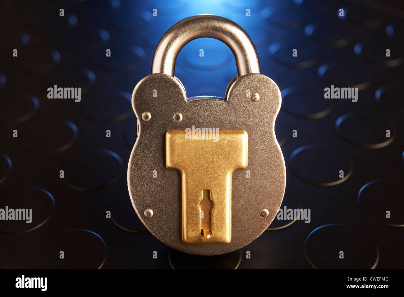 Padlock hi-res stock photography and images - Alamy