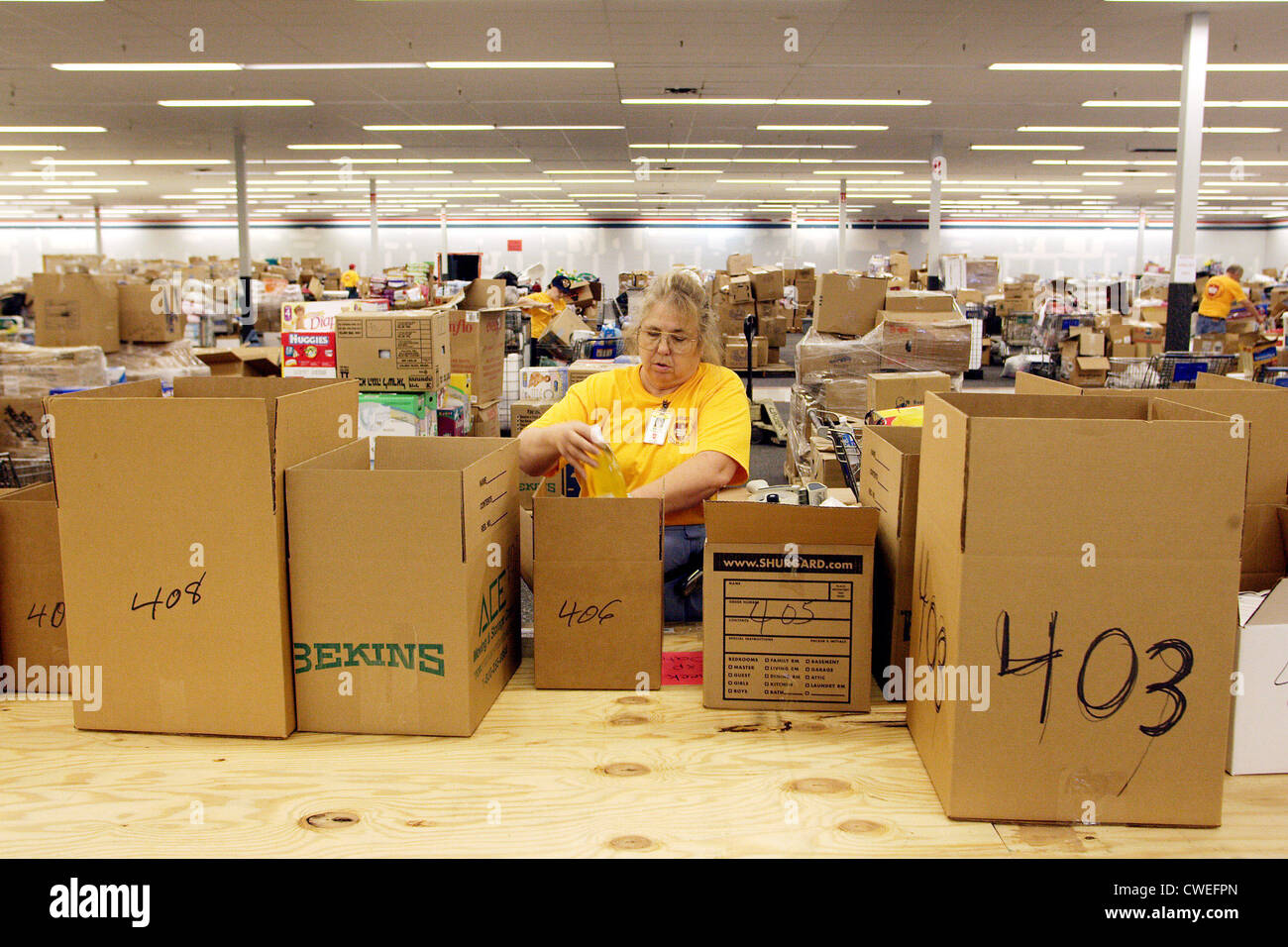 Hurricane katrina aid hi-res stock photography and images - Alamy