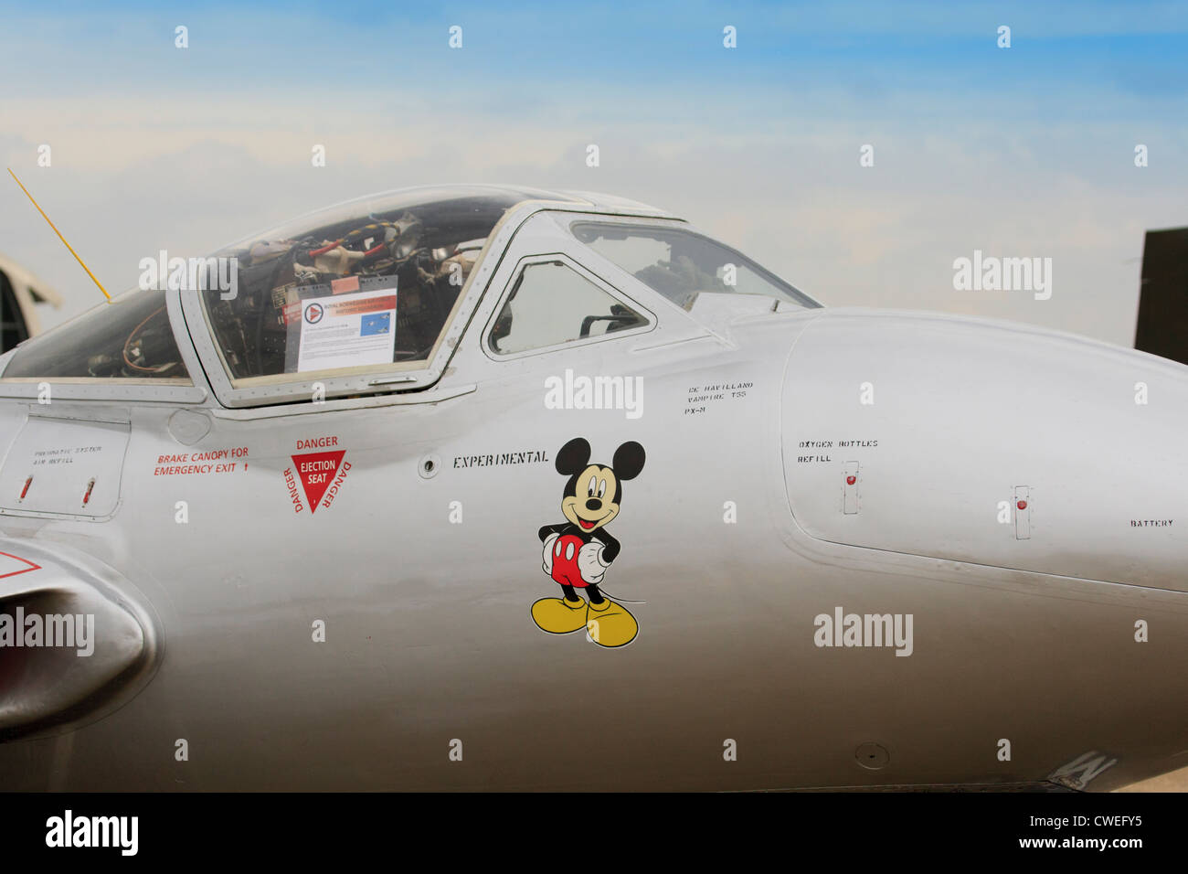 De Havilland Vampire cockpit Stock Photo - Alamy