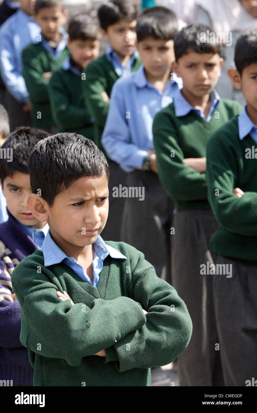 Pakistan students school class hi-res stock photography and images - Alamy