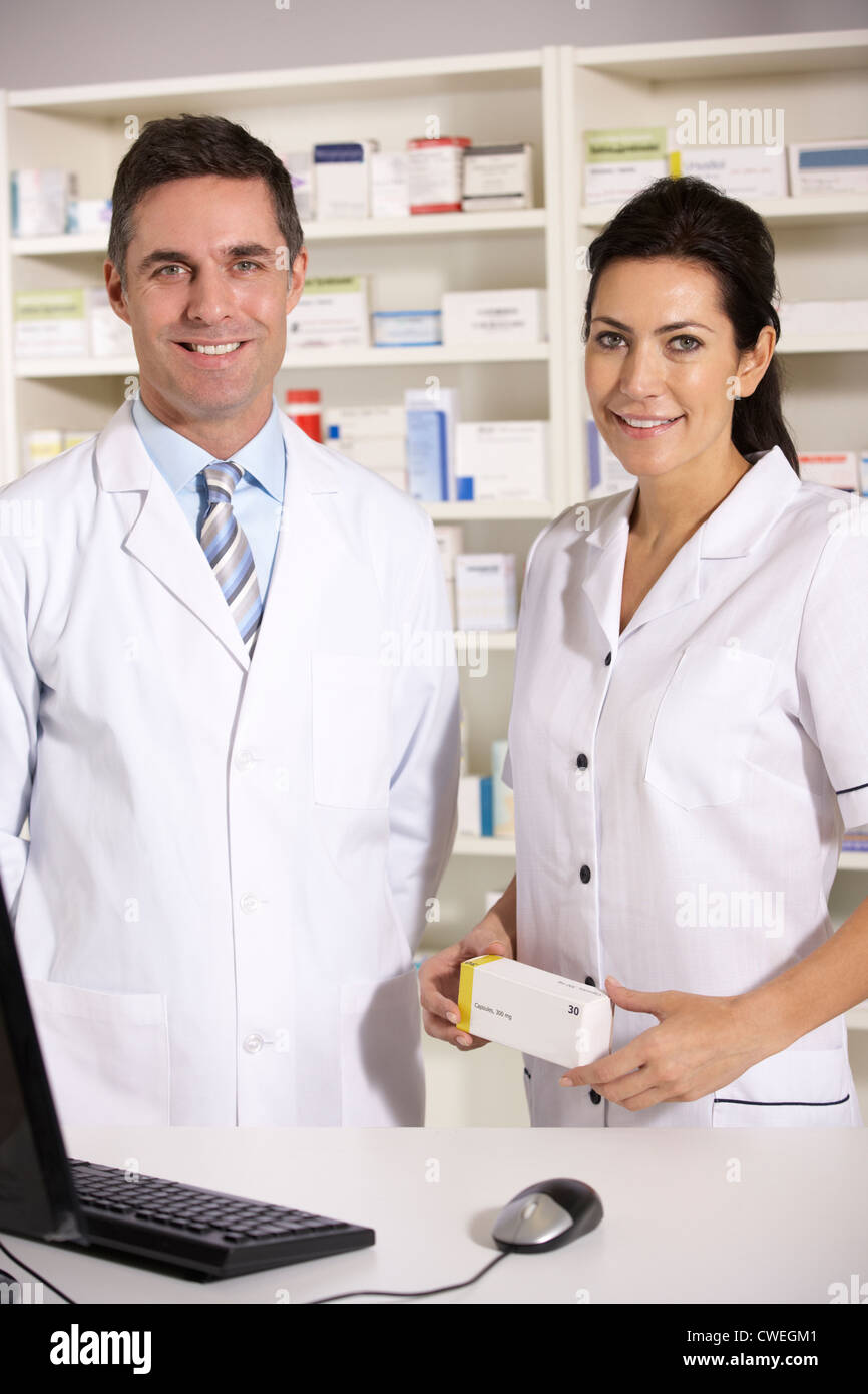 American pharmacists at work Stock Photo - Alamy