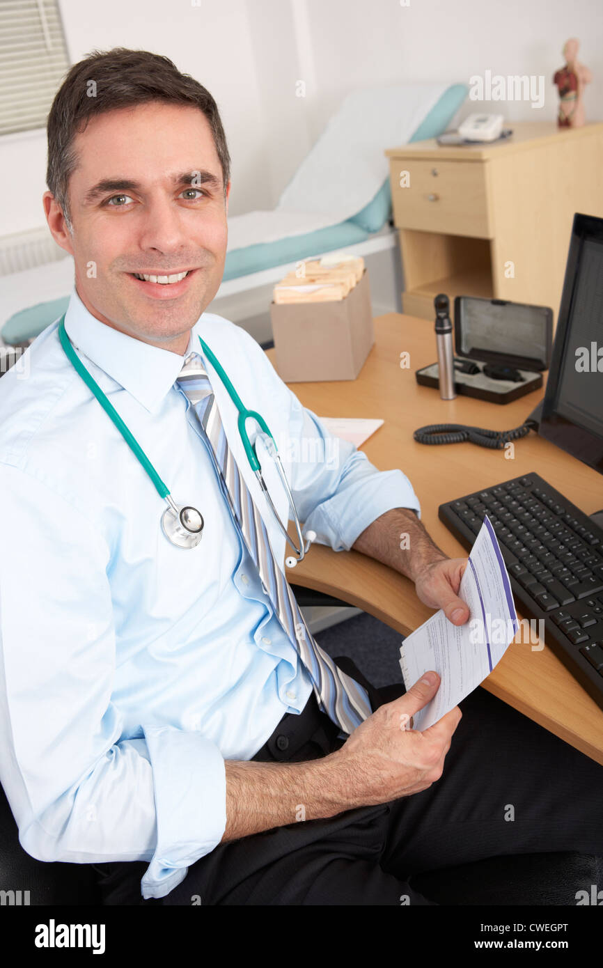 Male nhs gp hi-res stock photography and images - Alamy