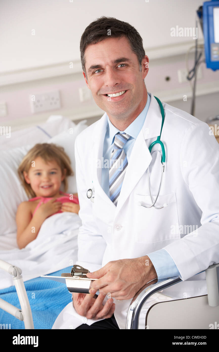 Hospital charts child hi-res stock photography and images - Alamy