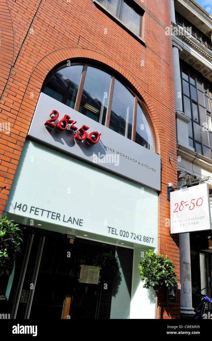 Fetter lane hi-res stock photography and images - Alamy