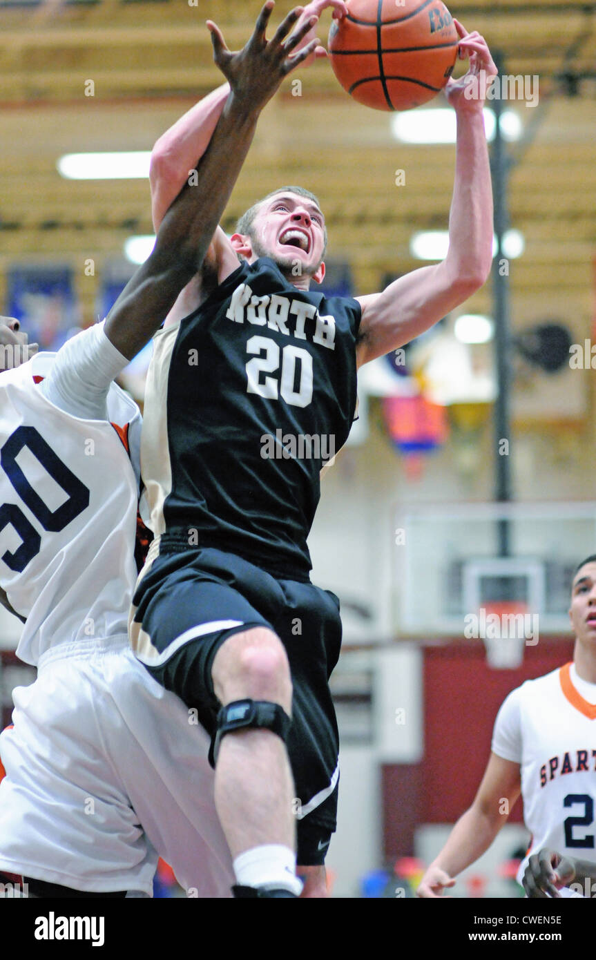 Basketball Tip Off High Resolution Stock Photography and Images - Alamy