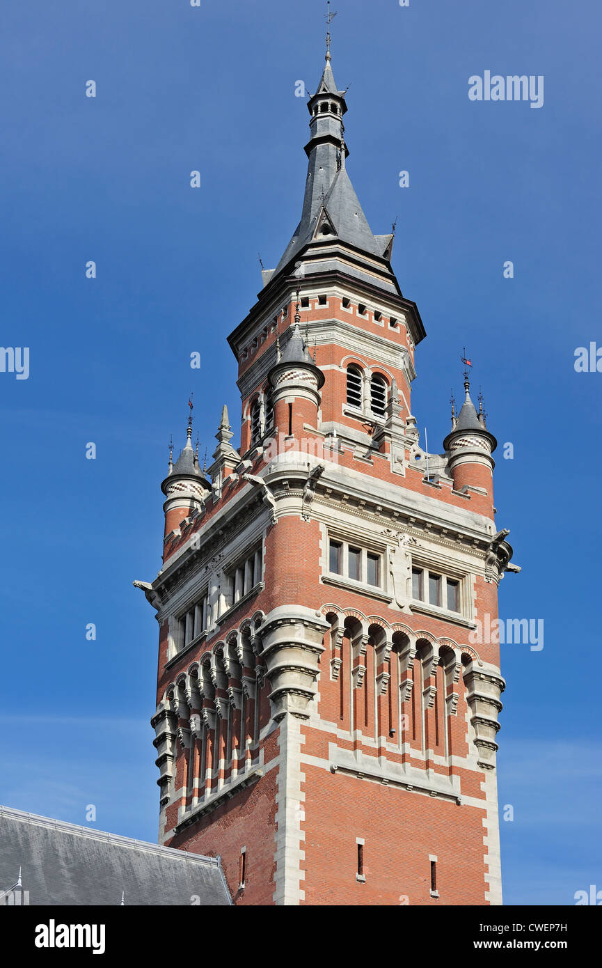 Dunkirk city hall hi-res stock photography and images - Alamy