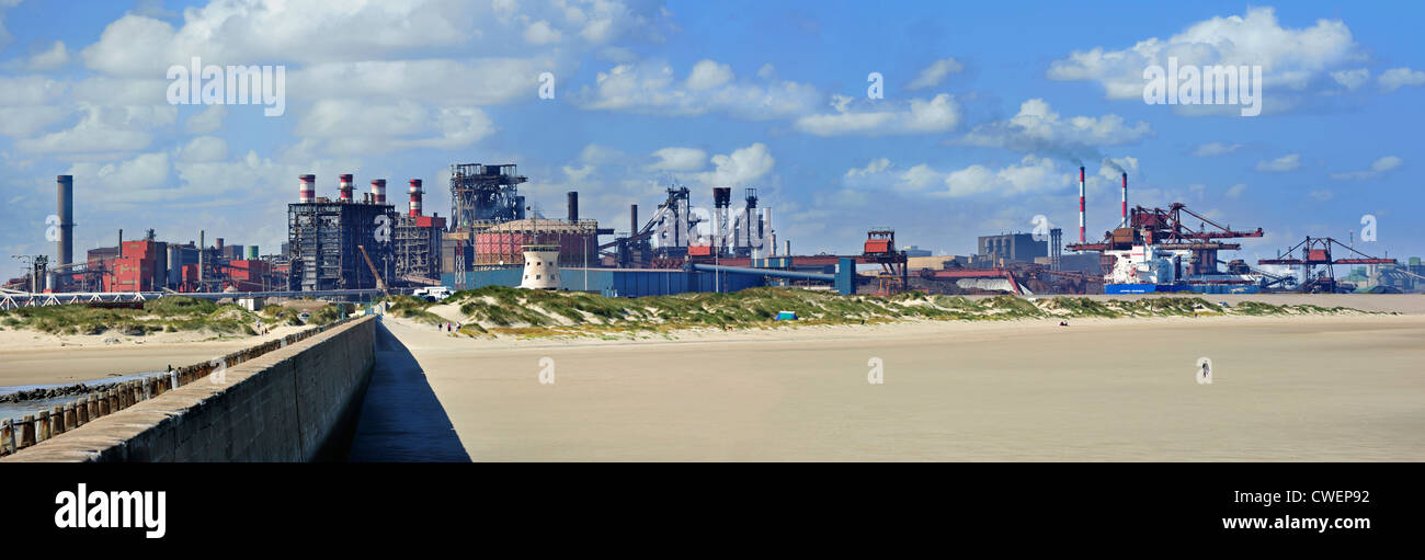 Dunkirk beach hi-res stock photography and images - Alamy