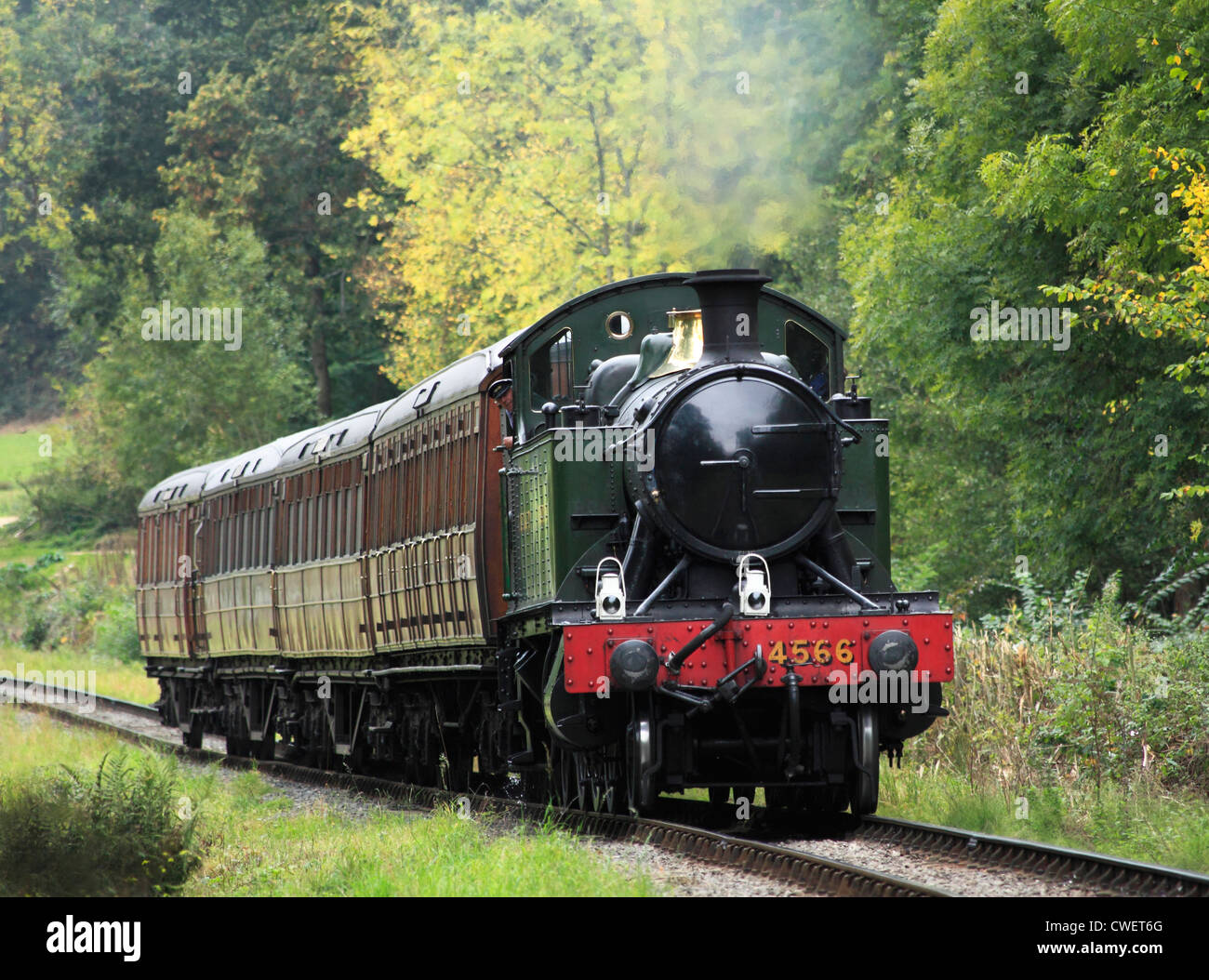 No.4566 2-6-2 Small Prarie Tank Engine heads towards Hampton Loade ...
