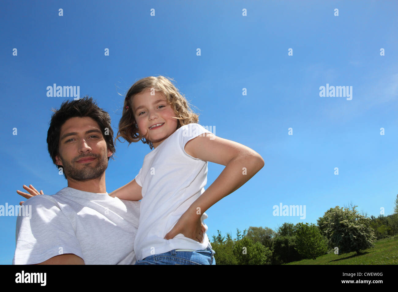 Father daughter running hill hi-res stock photography and images - Alamy