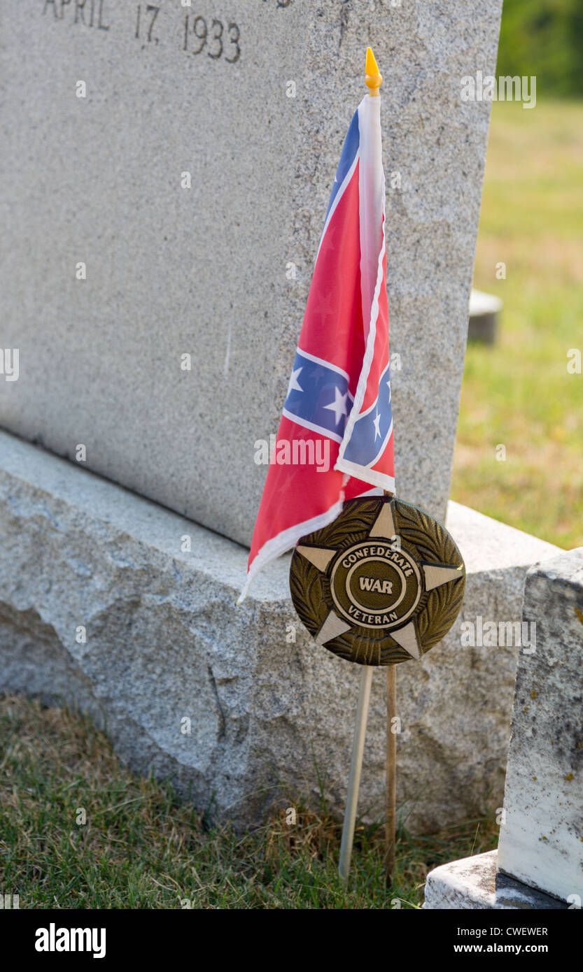Gravestones of confederate civil war veterans in St Ignatius church in ...