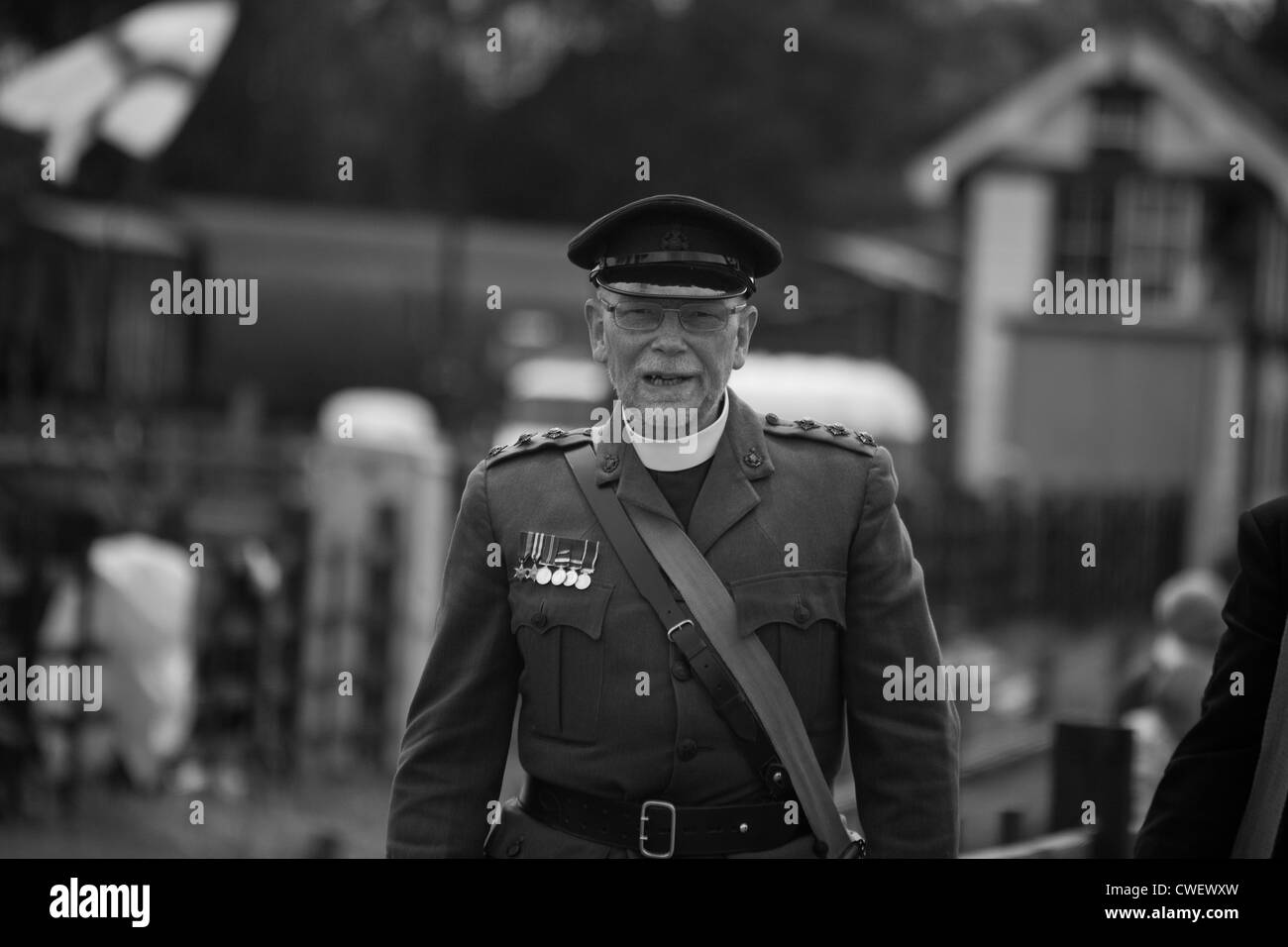 British army chaplain hi-res stock photography and images - Alamy