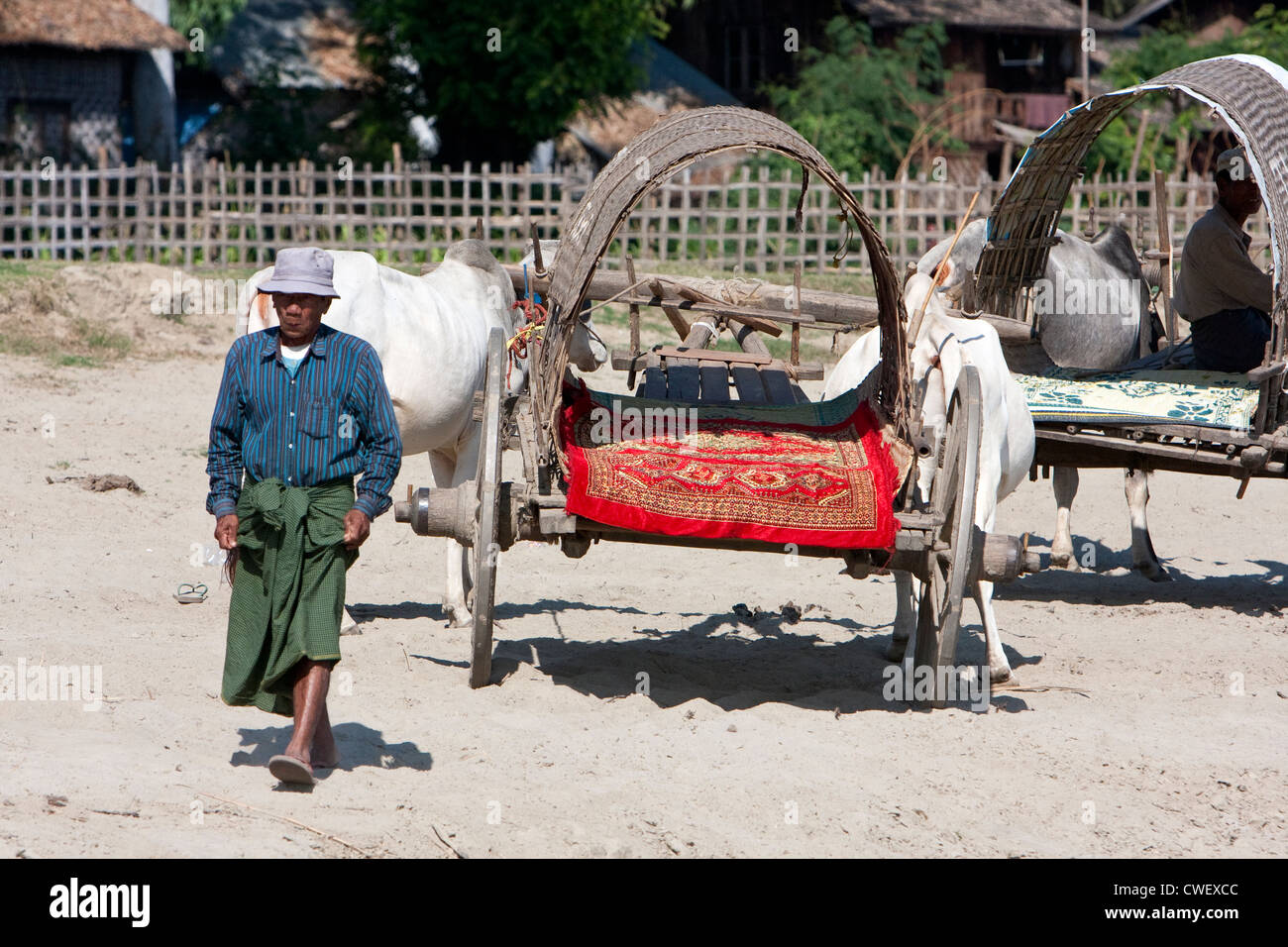 Myanmar taxi hi-res stock photography and images - Alamy