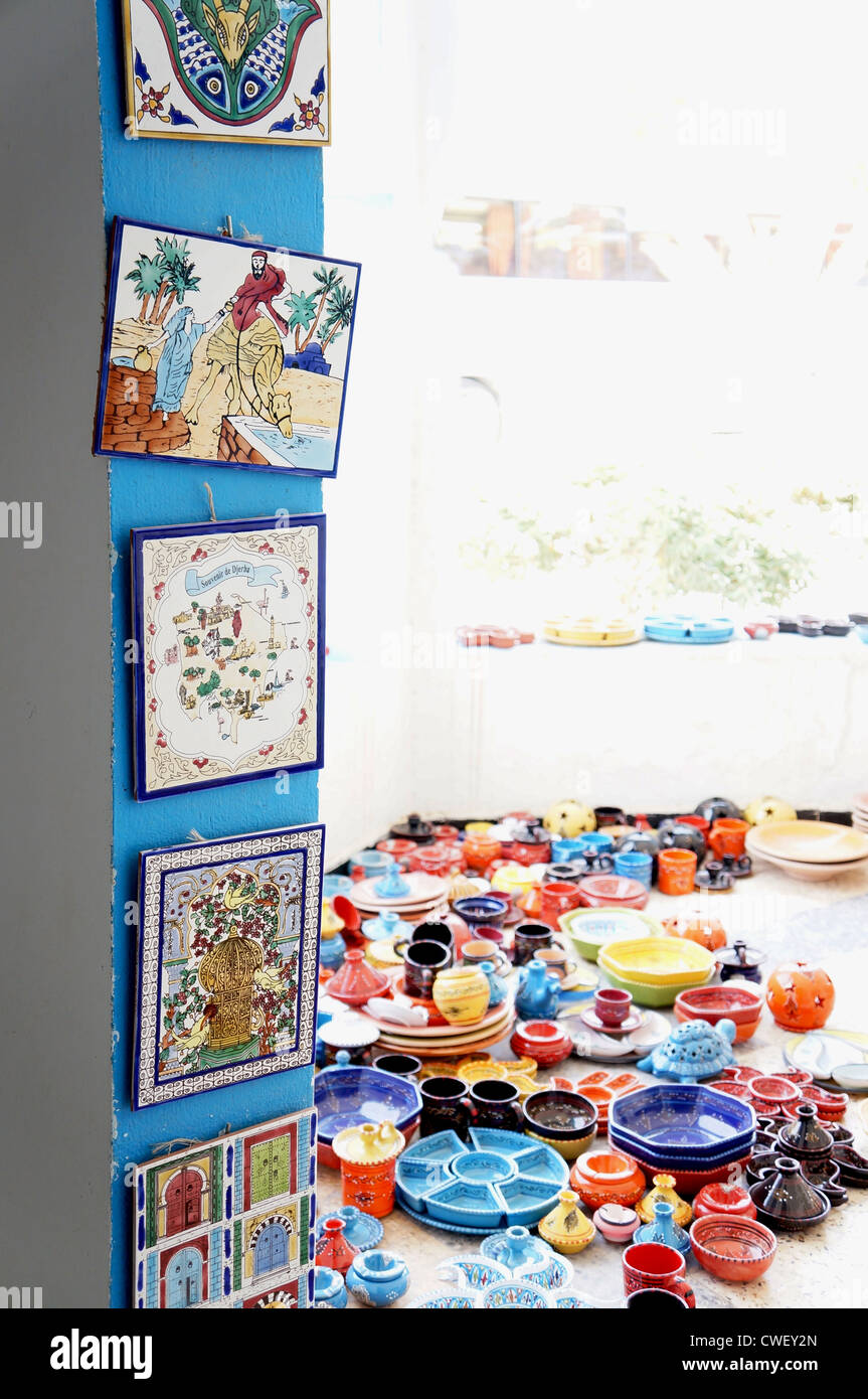 Tunisian bazaar with colorful souvenirs and decorated tiles Stock Photo ...