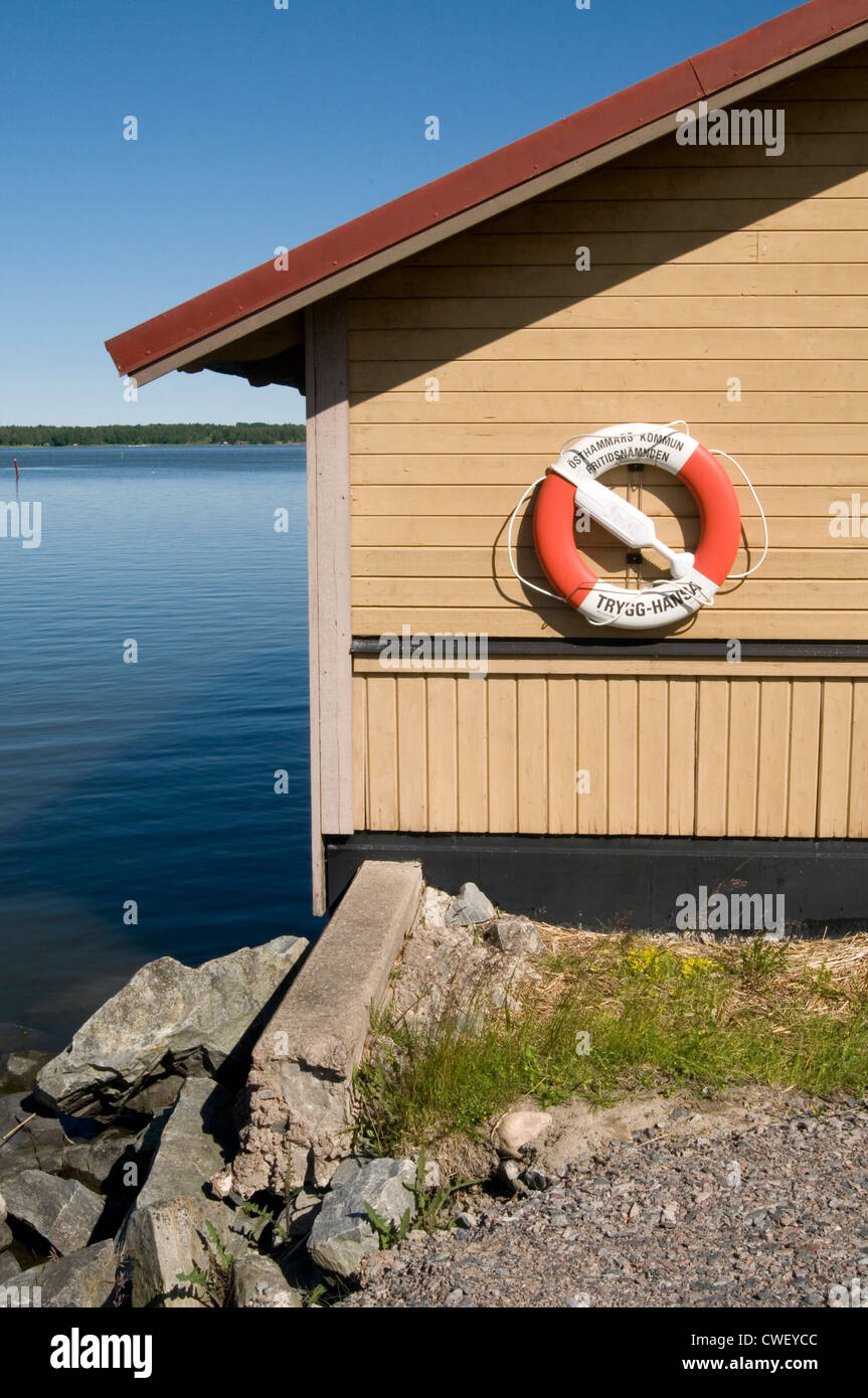 life belt ring belts rings saver lifebelt lifebelts water lake drown ...
