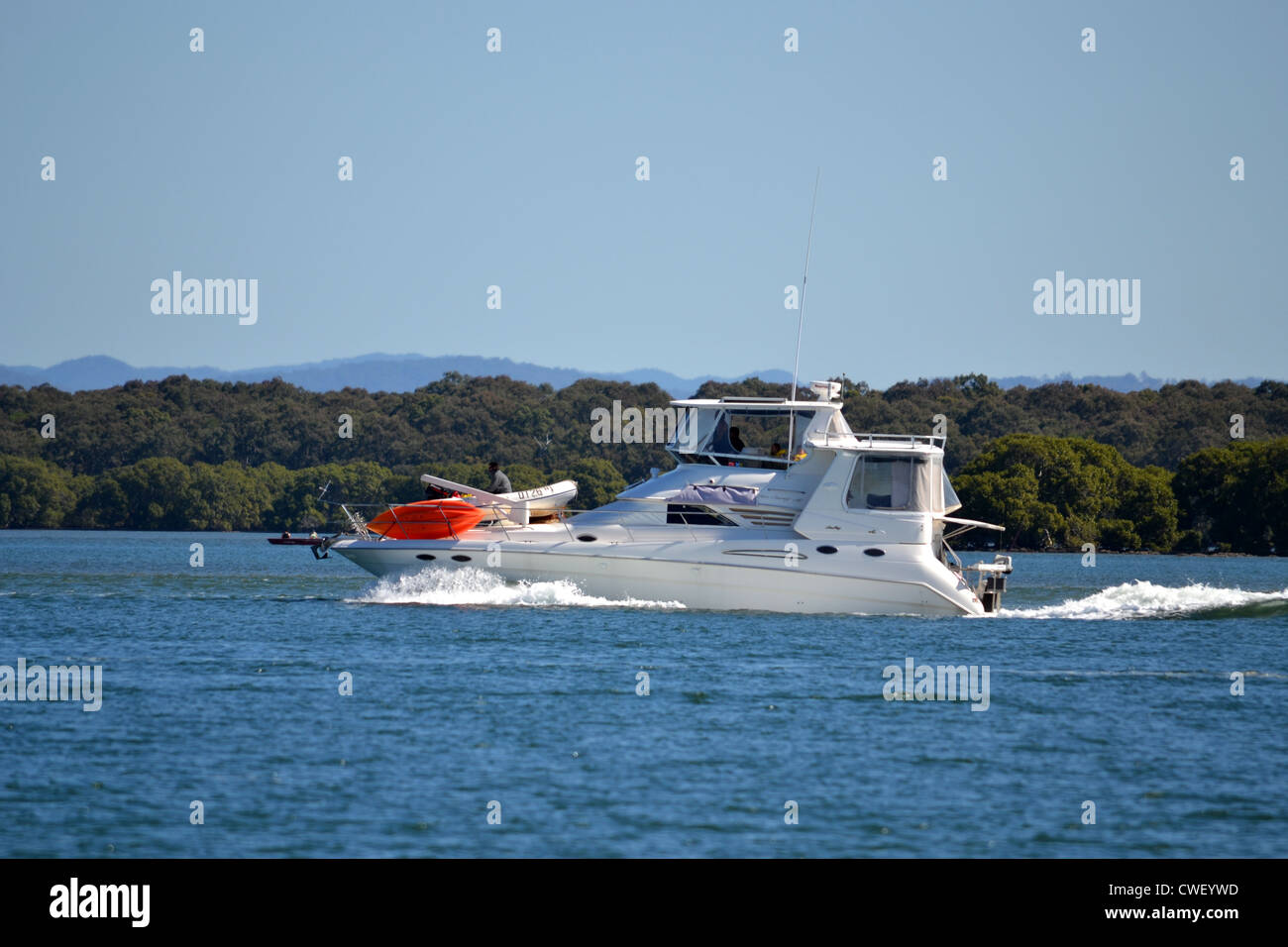 A yacht cruising along Stock Photo - Alamy
