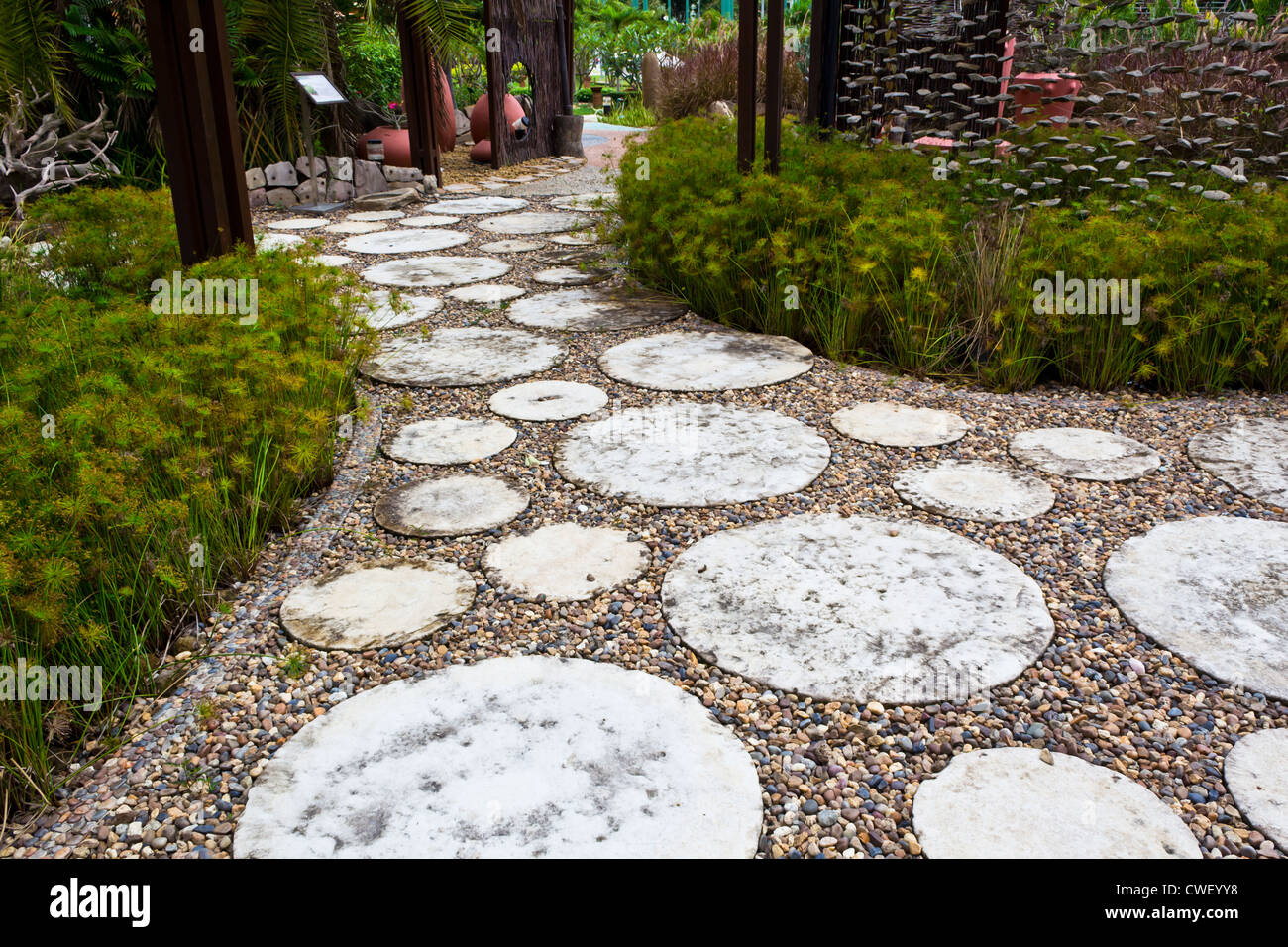 Rocky path pathway hi-res stock photography and images - Alamy