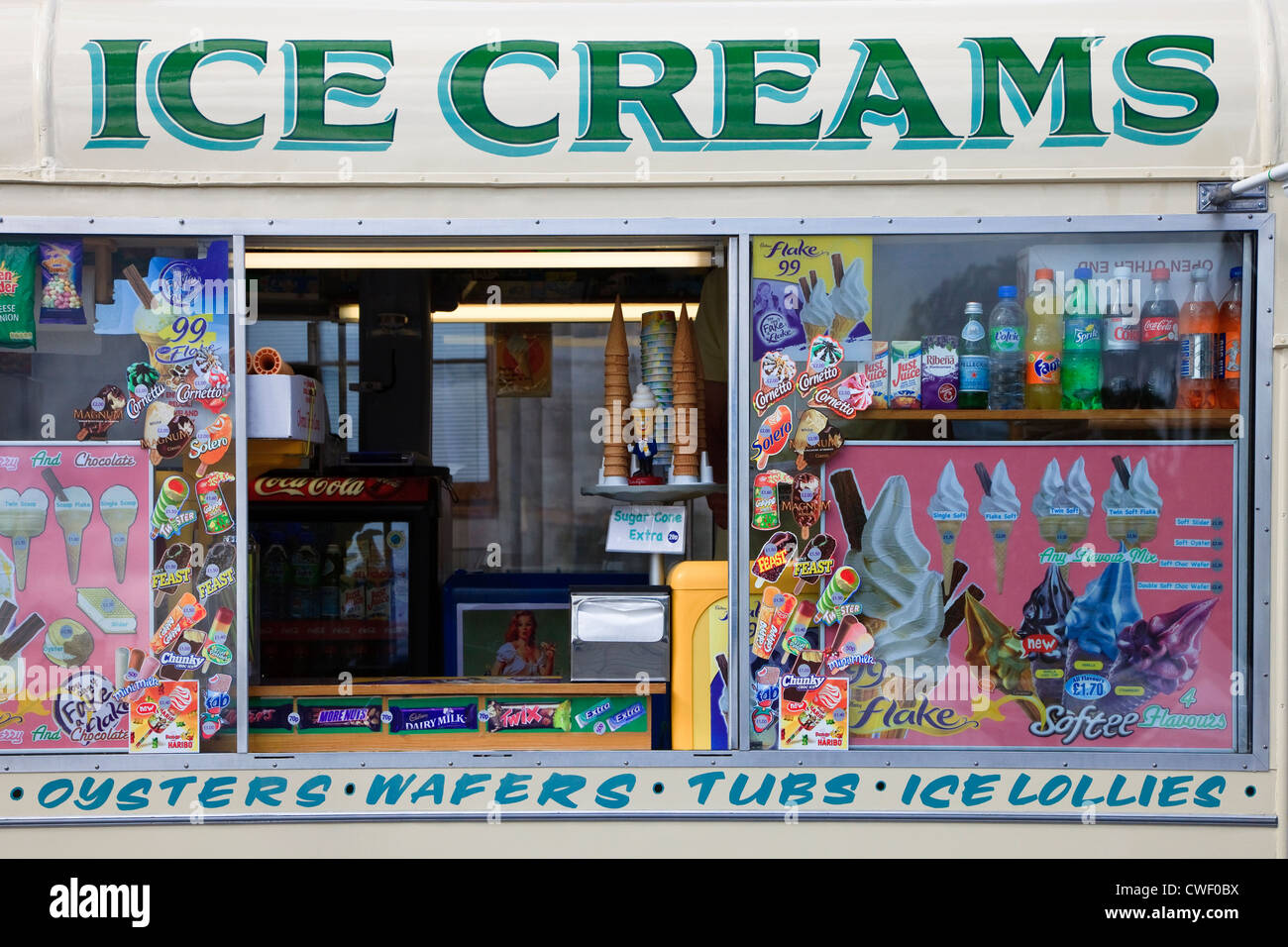 Old ice cream van hi-res stock photography and images - Alamy