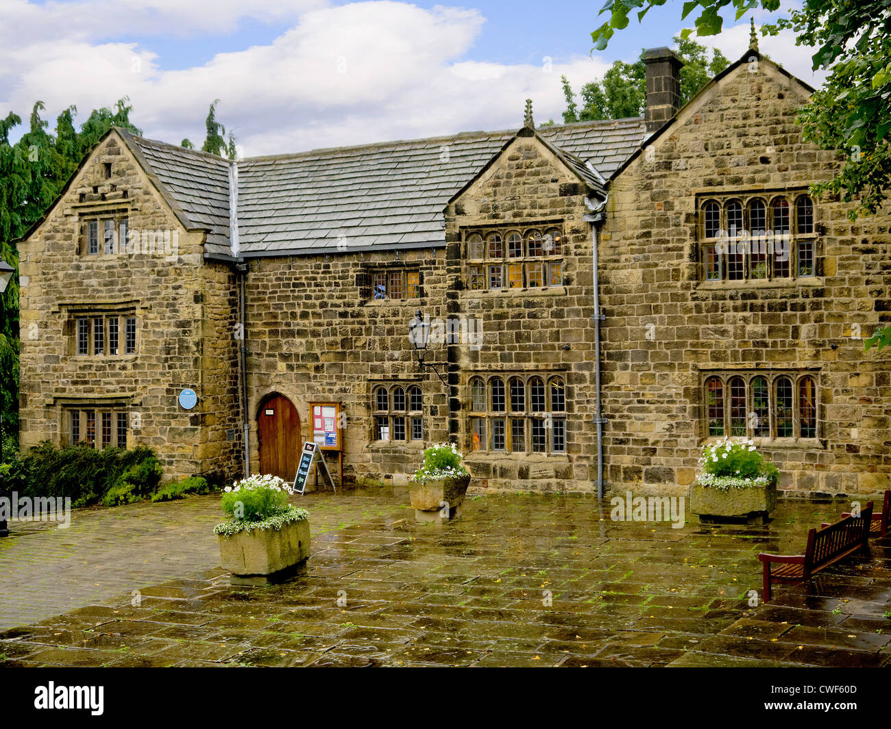 House ilkley moor hi-res stock photography and images - Alamy