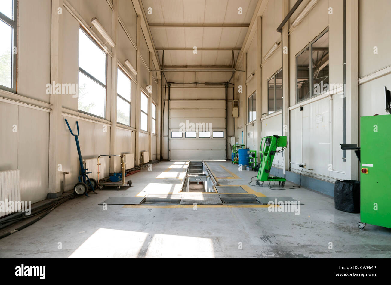 Car service inside Stock Photo - Alamy