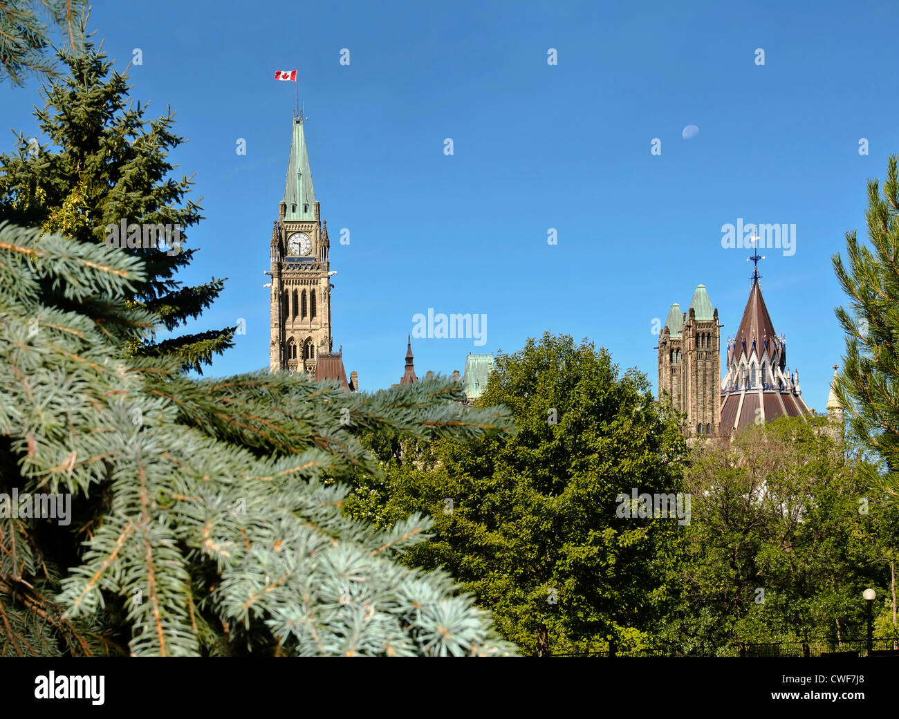 Peace tower in the canadian parliament building centre block hi-res ...
