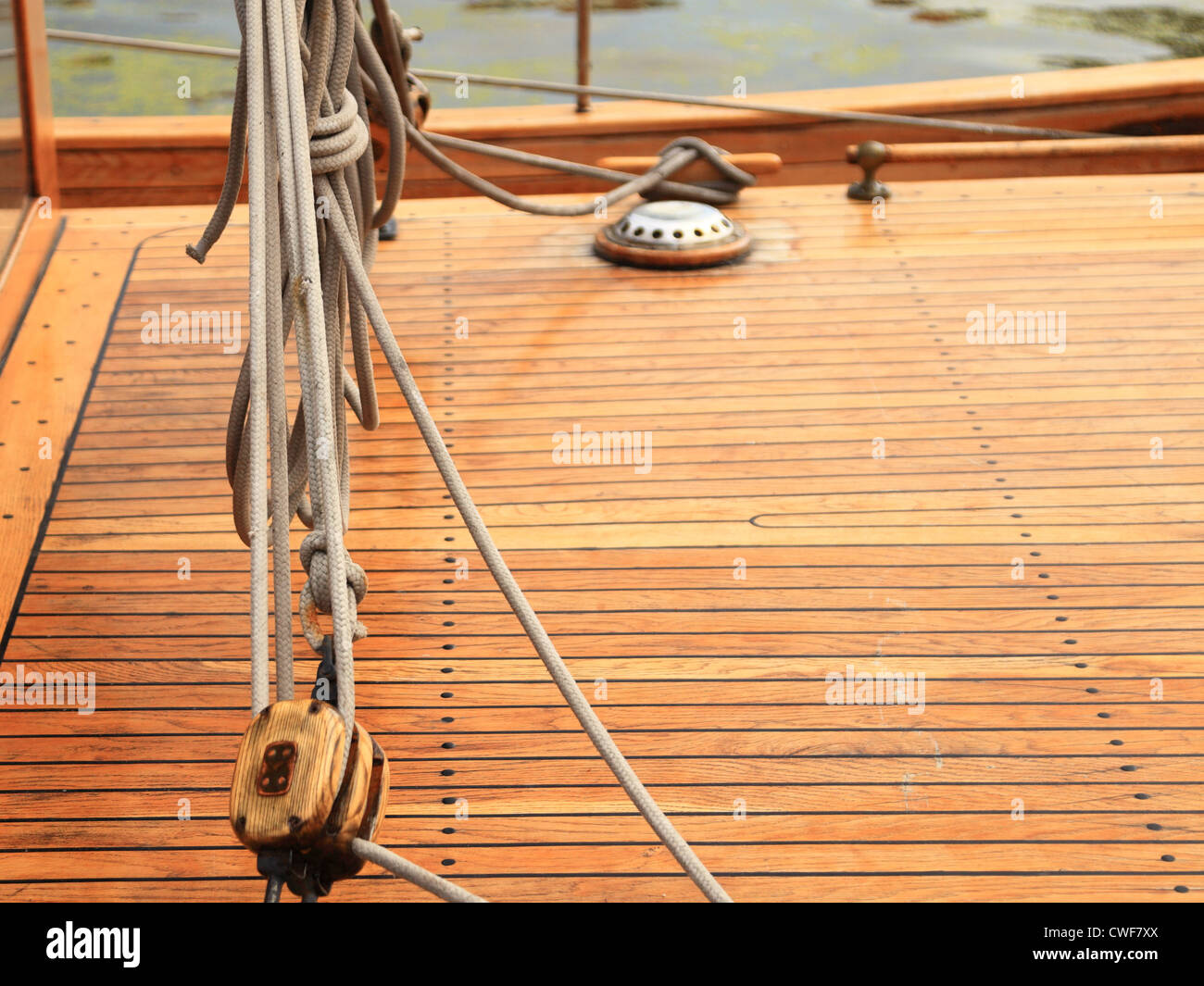 Ship rigging rope on old yacht vintage Stock Photo - Alamy